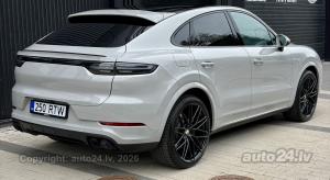 Grey Porsche Cayenne 2021 in Tallinn, with an engine capacity of 3.00 L and mileage of 134 thousand km for 69999 €, photo  on AUTOMOTO.COM.LV