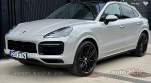 Grey Porsche Cayenne 2021 in Tallinn, with an engine capacity of 3.00 L and mileage of 134 thousand km for 69999 €, photo 3 on AUTOMOTO.COM.LV