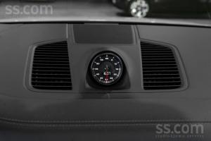 Grey Porsche Cayenne 2021 in Riga, with an engine capacity of 4.00 L and mileage of 162 thousand km for 64900 €, photo 28 on AUTOMOTO.COM.LV