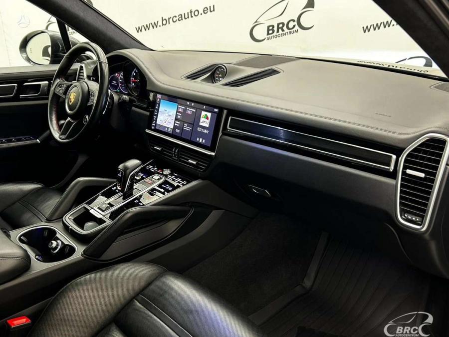 Pelēks Porsche Cayenne 2021 Viļņa, ar dzinēja tilpumu 4.00 L un nobraukumu 66 tūkst. km par 65000 €, foto 12 vietnē AUTOMOTO.COM.LV