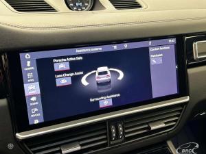 Pelēks Porsche Cayenne 2021 Viļņa, ar dzinēja tilpumu 4.00 L un nobraukumu 66 tūkst. km par 65000 €, foto 24 vietnē AUTOMOTO.COM.LV
