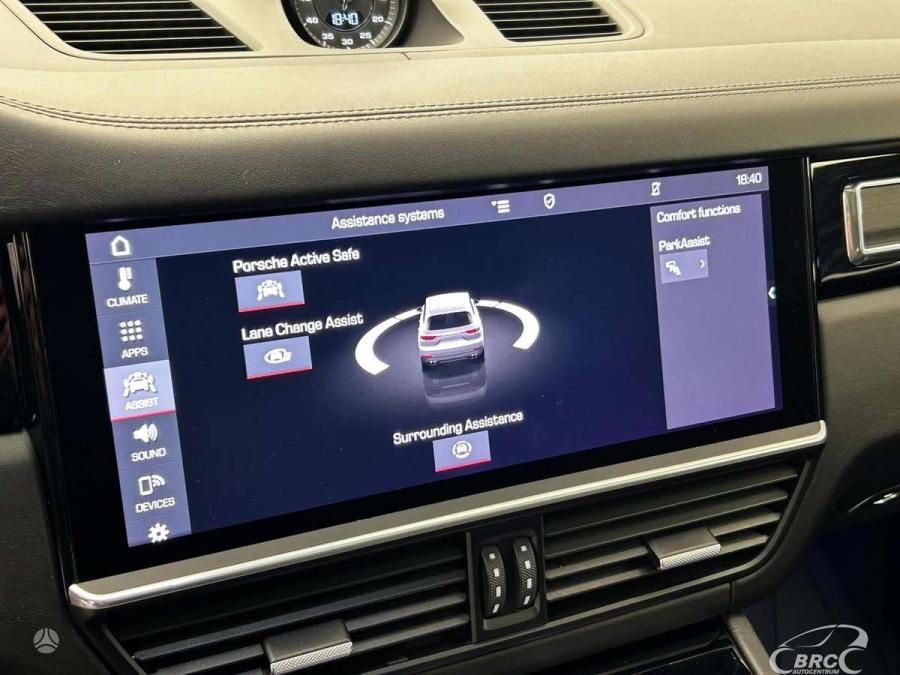 Pelēks Porsche Cayenne 2021 Viļņa, ar dzinēja tilpumu 4.00 L un nobraukumu 66 tūkst. km par 65000 €, foto 24 vietnē AUTOMOTO.COM.LV