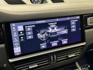 Pelēks Porsche Cayenne 2021 Viļņa, ar dzinēja tilpumu 4.00 L un nobraukumu 66 tūkst. km par 65000 €, foto 25 vietnē AUTOMOTO.COM.LV