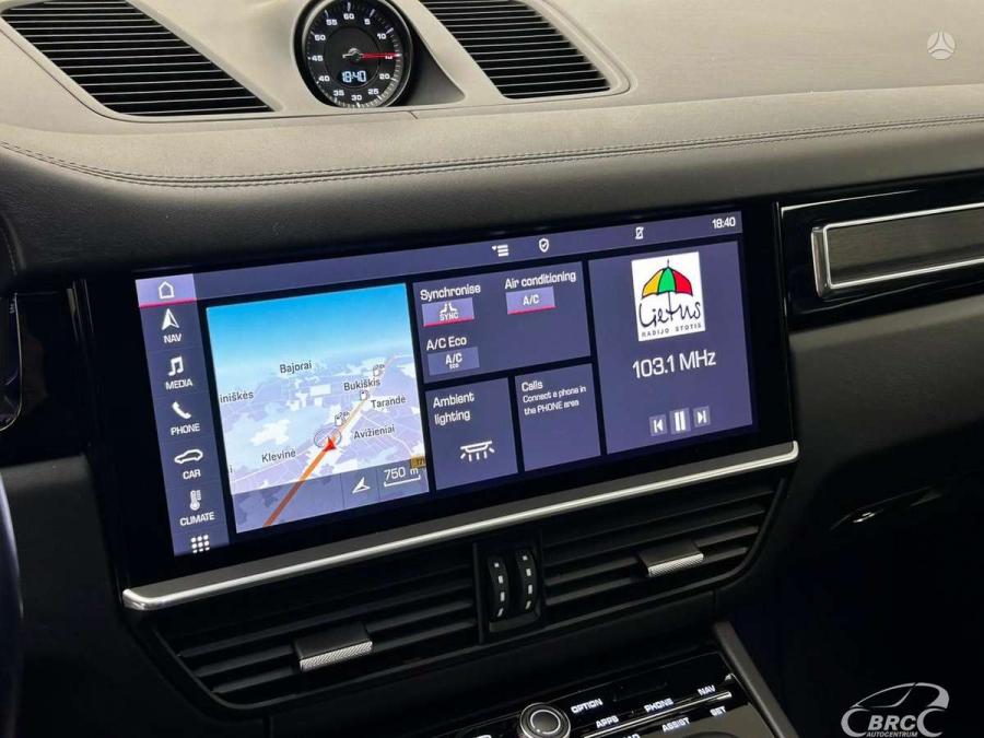 Pelēks Porsche Cayenne 2021 Viļņa, ar dzinēja tilpumu 4.00 L un nobraukumu 66 tūkst. km par 65000 €, foto 28 vietnē AUTOMOTO.COM.LV