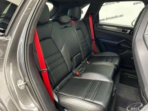 Pelēks Porsche Cayenne 2021 Viļņa, ar dzinēja tilpumu 4.00 L un nobraukumu 66 tūkst. km par 65000 €, foto 29 vietnē AUTOMOTO.COM.LV