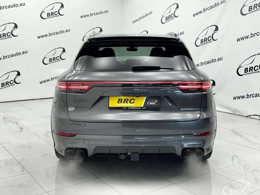 Pelēks Porsche Cayenne 2021 Viļņa, ar dzinēja tilpumu 4.00 L un nobraukumu 66 tūkst. km par 65000 €, foto 31 vietnē AUTOMOTO.COM.LV