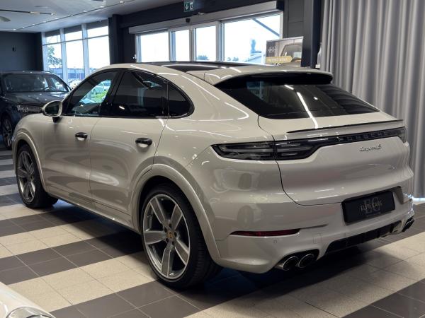 Grey Porsche Cayenne 2021 in Riga, with an engine capacity of 4.00 L and mileage of 83 thousand km for 1 €, photo 5 on AUTOMOTO.COM.LV