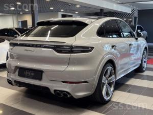 Grey Porsche Cayenne 2021 in Riga, with an engine capacity of 2.90 L and mileage of 83 thousand km for 69990 €, photo 5 on AUTOMOTO.COM.LV