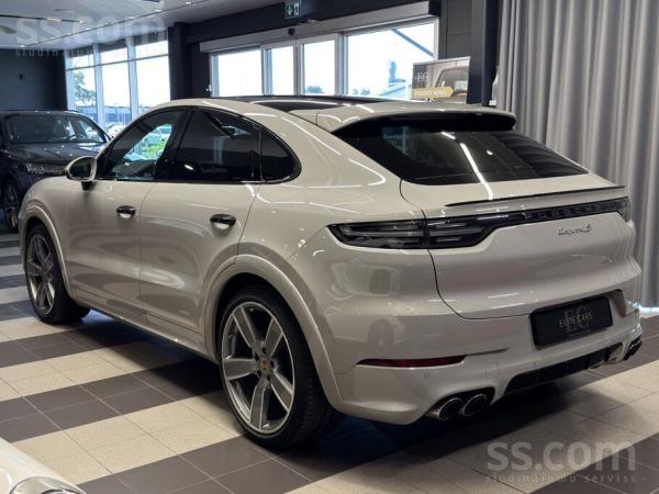Grey Porsche Cayenne 2021 in Riga, with an engine capacity of 2.90 L and mileage of 83 thousand km for 69990 €, photo 6 on AUTOMOTO.COM.LV