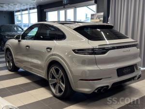 Grey Porsche Cayenne 2021 in Riga, with an engine capacity of 2.90 L and mileage of 83 thousand km for 69990 €, photo 7 on AUTOMOTO.COM.LV