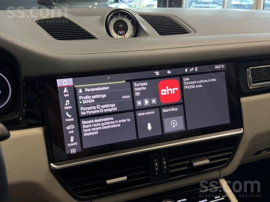 Grey Porsche Cayenne 2021 in Riga, with an engine capacity of 2.90 L and mileage of 83 thousand km for 69990 €, photo 13 on AUTOMOTO.COM.LV