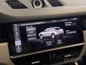 Grey Porsche Cayenne 2021 in Riga, with an engine capacity of 2.90 L and mileage of 83 thousand km for 69990 €, photo 16 on AUTOMOTO.COM.LV