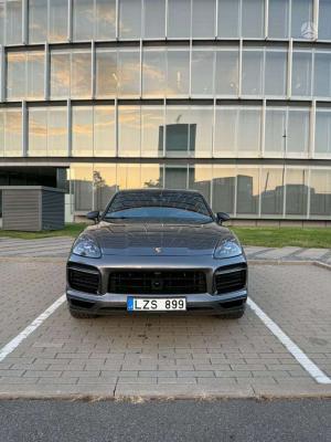Grey Porsche Cayenne 2021 in Vilnius, with an engine capacity of 4.00 L and mileage of 61 thousand km for 77500 €, photo 12 on AUTOMOTO.COM.LV