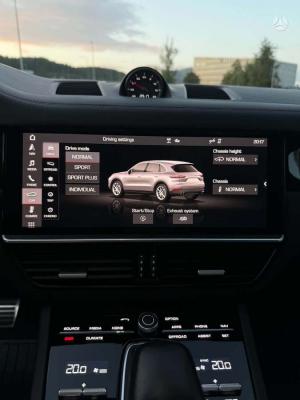 Grey Porsche Cayenne 2021 in Vilnius, with an engine capacity of 4.00 L and mileage of 61 thousand km for 77500 €, photo 30 on AUTOMOTO.COM.LV