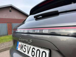 Grey Porsche Cayenne 2021 in Vilnius, with an engine capacity of 2.89 L and mileage of 204 thousand km for 44000 €, photo 10 on AUTOMOTO.COM.LV