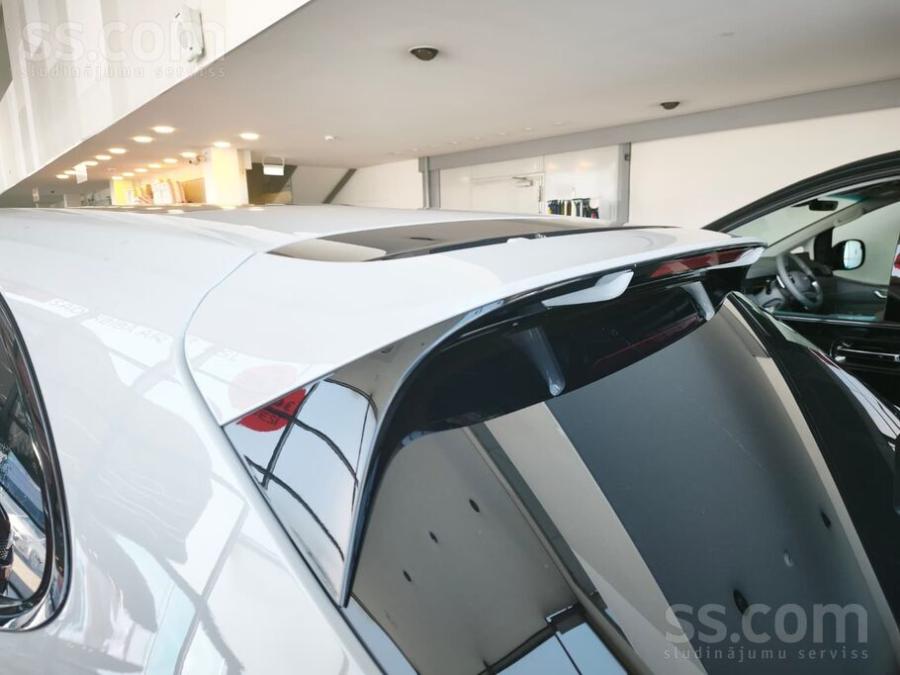 Pelēks Porsche Cayenne 2022 Rīga, ar dzinēja tilpumu 4.00 L un nobraukumu 50 tūkst. km par 76900 €, foto 8 vietnē AUTOMOTO.COM.LV