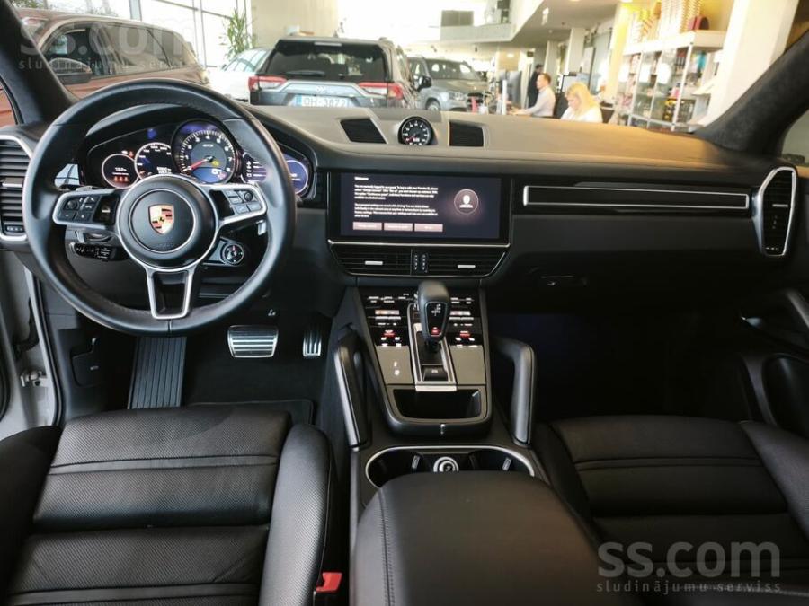 Pelēks Porsche Cayenne 2022 Rīga, ar dzinēja tilpumu 4.00 L un nobraukumu 50 tūkst. km par 76900 €, foto 23 vietnē AUTOMOTO.COM.LV
