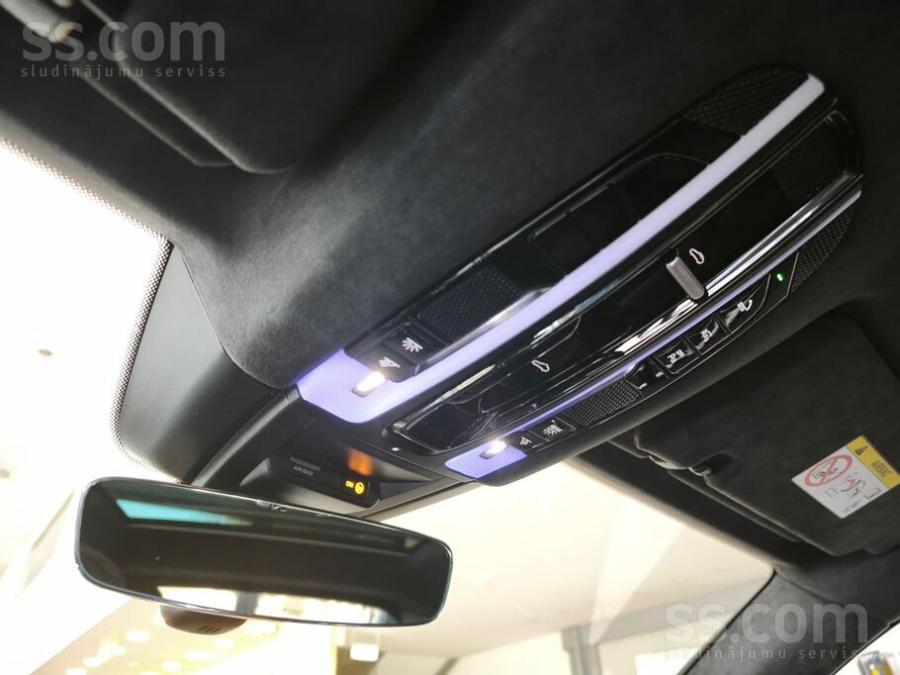Pelēks Porsche Cayenne 2022 Rīga, ar dzinēja tilpumu 4.00 L un nobraukumu 50 tūkst. km par 76900 €, foto 31 vietnē AUTOMOTO.COM.LV