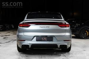 Grey Porsche Cayenne 2022 in Riga, with an engine capacity of 4.00 L and mileage of 35 thousand km for 84000 €, photo 6 on AUTOMOTO.COM.LV