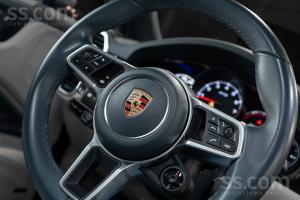 Grey Porsche Cayenne 2022 in Riga, with an engine capacity of 4.00 L and mileage of 35 thousand km for 84000 €, photo 24 on AUTOMOTO.COM.LV