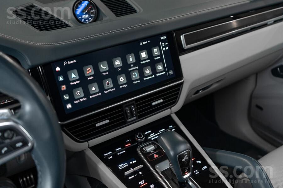 Grey Porsche Cayenne 2022 in Riga, with an engine capacity of 4.00 L and mileage of 35 thousand km for 84000 €, photo 28 on AUTOMOTO.COM.LV