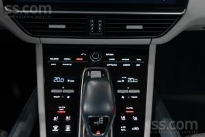 Grey Porsche Cayenne 2022 in Riga, with an engine capacity of 4.00 L and mileage of 35 thousand km for 84000 €, photo 33 on AUTOMOTO.COM.LV