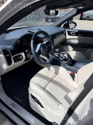 Pelēks Porsche Cayenne 2022 Rīga, ar dzinēja tilpumu 3.00 L un nobraukumu 54 tūkst. km par 74999 €, foto 14 vietnē AUTOMOTO.COM.LV