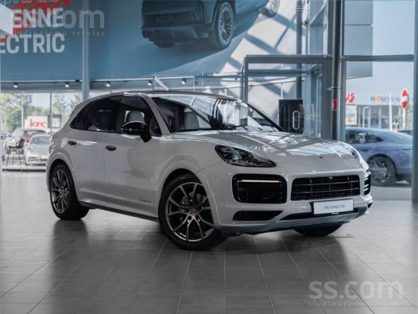 Grey Porsche Cayenne 2022 in Riga, with an engine capacity of 3.00 L and mileage of 54 thousand km for 69900 €, photo 9 on AUTOMOTO.COM.LV