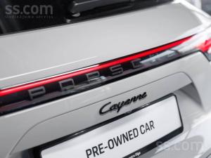 Grey Porsche Cayenne 2022 in Riga, with an engine capacity of 3.00 L and mileage of 54 thousand km for 69900 €, photo 13 on AUTOMOTO.COM.LV