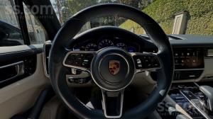 Grey Porsche Cayenne 2022 in Riga, with an engine capacity of 3.00 L and mileage of 31 thousand km for 84900 €, photo 18 on AUTOMOTO.COM.LV