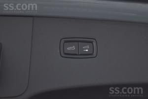 Grey Porsche Cayenne 2023 in Riga, with an engine capacity of 3.00 L and mileage of 62 thousand km for 99000 €, photo 19 on AUTOMOTO.COM.LV