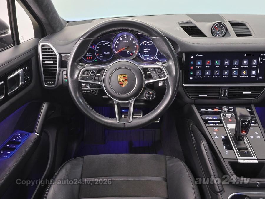 Grey Porsche Cayenne 2023 in Tallinn, with an engine capacity of 4.00 L and mileage of 97 thousand km for 79000 €, photo 17 on AUTOMOTO.COM.LV