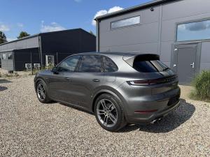 Pelēks Porsche Cayenne 2023 Kauņa, ar dzinēja tilpumu 3.00 L un nobraukumu 200 tūkst. km par 59999 €, foto 3 vietnē AUTOMOTO.COM.LV