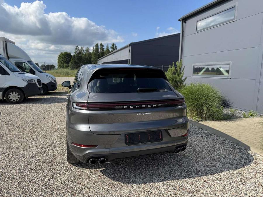 Pelēks Porsche Cayenne 2023 Kauņa, ar dzinēja tilpumu 3.00 L un nobraukumu 200 tūkst. km par 59999 €, foto 4 vietnē AUTOMOTO.COM.LV