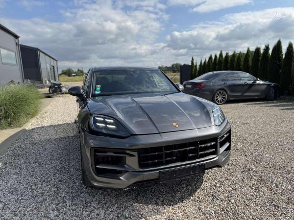 Pelēks Porsche Cayenne 2023 Kauņa, ar dzinēja tilpumu 3.00 L un nobraukumu 200 tūkst. km par 59999 €, foto 7 vietnē AUTOMOTO.COM.LV