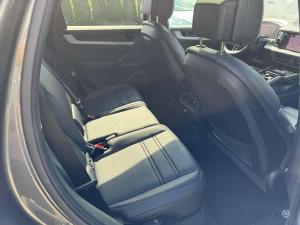 Pelēks Porsche Cayenne 2023 Kauņa, ar dzinēja tilpumu 3.00 L un nobraukumu 200 tūkst. km par 59999 €, foto 15 vietnē AUTOMOTO.COM.LV