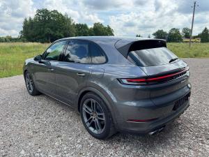 Pelēks Porsche Cayenne 2023 Kauņa, ar dzinēja tilpumu 3.00 L un nobraukumu 201 tūkst. km par 56900 €, foto 4 vietnē AUTOMOTO.COM.LV