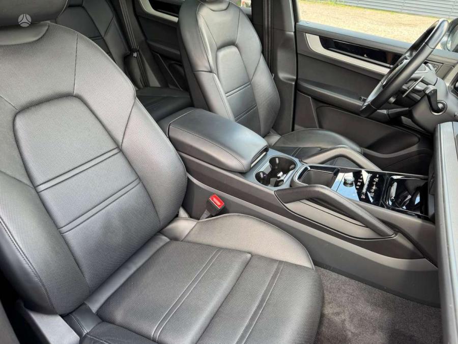 Pelēks Porsche Cayenne 2023 Kauņa, ar dzinēja tilpumu 3.00 L un nobraukumu 201 tūkst. km par 56900 €, foto 15 vietnē AUTOMOTO.COM.LV