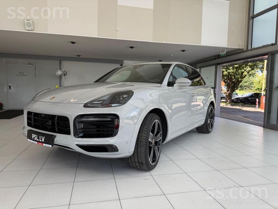 Grey Porsche Cayenne 2023 in Riga, with an engine capacity of 3.00 L and mileage of 26 thousand km for 94900 €, photo 7 on AUTOMOTO.COM.LV