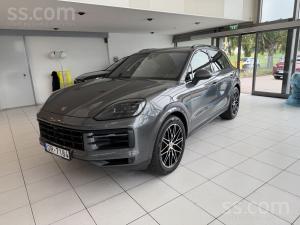 Pelēks Porsche Cayenne 2023 Rīga, ar dzinēja tilpumu 4.00 L un nobraukumu 18 tūkst. km par 99900 €, foto 1 vietnē AUTOMOTO.COM.LV