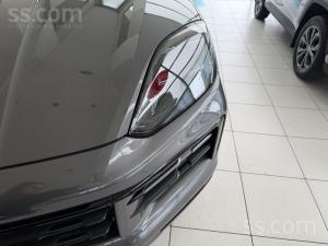 Pelēks Porsche Cayenne 2023 Rīga, ar dzinēja tilpumu 4.00 L un nobraukumu 18 tūkst. km par 99900 €, foto 10 vietnē AUTOMOTO.COM.LV