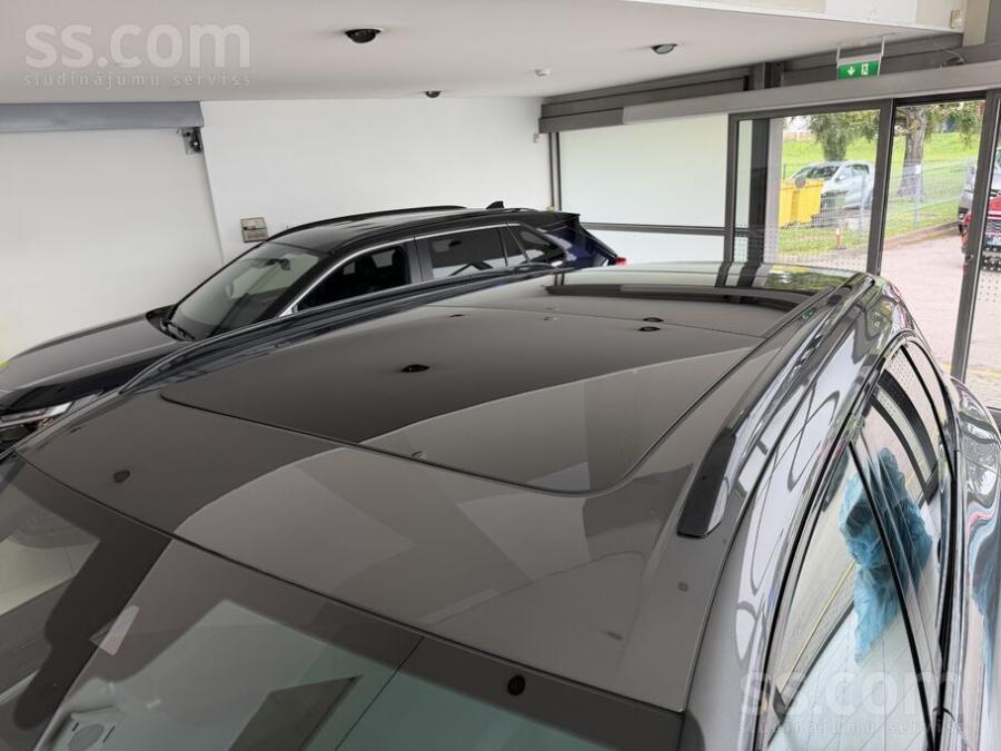 Pelēks Porsche Cayenne 2023 Rīga, ar dzinēja tilpumu 4.00 L un nobraukumu 18 tūkst. km par 99900 €, foto 13 vietnē AUTOMOTO.COM.LV