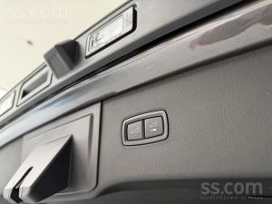 Pelēks Porsche Cayenne 2023 Rīga, ar dzinēja tilpumu 4.00 L un nobraukumu 18 tūkst. km par 99900 €, foto 14 vietnē AUTOMOTO.COM.LV