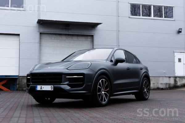 Pelēks Porsche Cayenne 2024 Rīga, ar dzinēja tilpumu 4.00 L un nobraukumu 28 tūkst. km par 115000 €, foto 1 vietnē AUTOMOTO.COM.LV