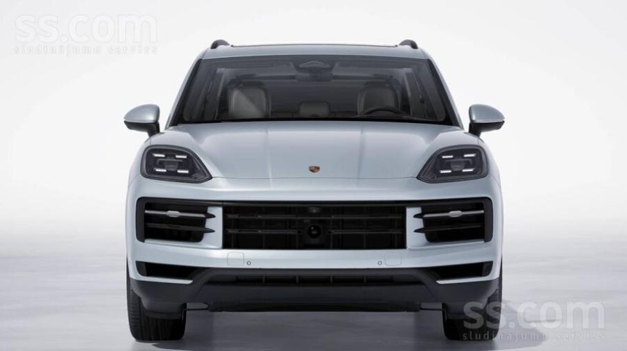 Grey Porsche Cayenne 2024 in Riga, with an engine capacity of 3.00 L and mileage of 14 thousand km for 98000 €, photo 9 on AUTOMOTO.COM.LV