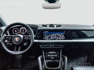 Grey Porsche Cayenne 2024 in Riga, with an engine capacity of 3.00 L and mileage of 44 thousand km for 98700 €, photo 7 on AUTOMOTO.COM.LV