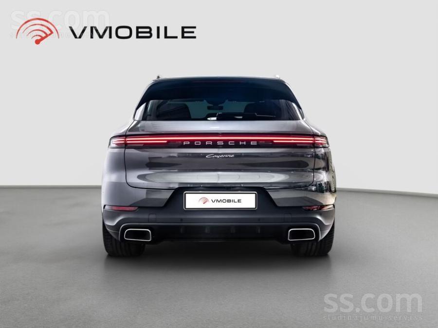 Pelēks Porsche Cayenne 2024 Rīga, ar dzinēja tilpumu 3.00 L un nobraukumu 44 tūkst. km par 98700 €, foto 5 vietnē AUTOMOTO.COM.LV