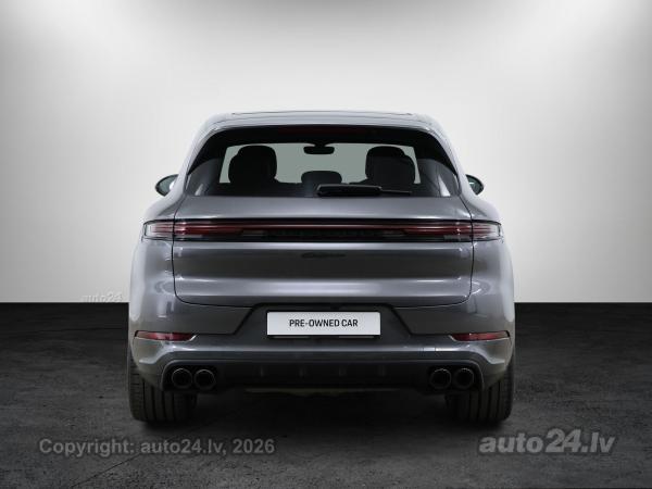 Pelēks Porsche Cayenne 2024 Tallina, ar dzinēja tilpumu 3.00 L un nobraukumu 34 tūkst. km par 99000 €, foto 5 vietnē AUTOMOTO.COM.LV
