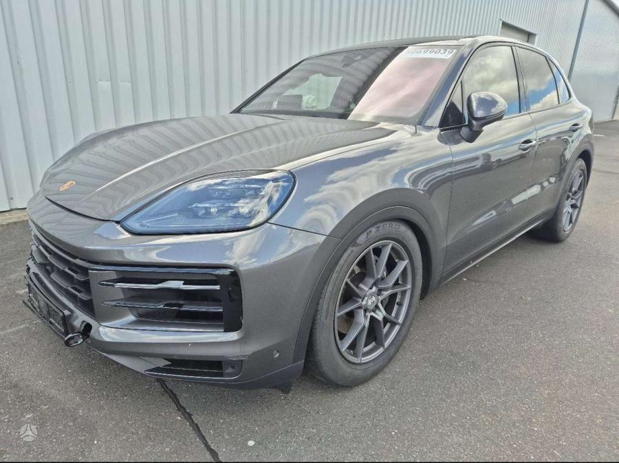 Grey Porsche Cayenne 2024 in Klaipeda, with an engine capacity of 3.00 L and mileage of 52 thousand km for 33750 €, photo 1 on AUTOMOTO.COM.LV
