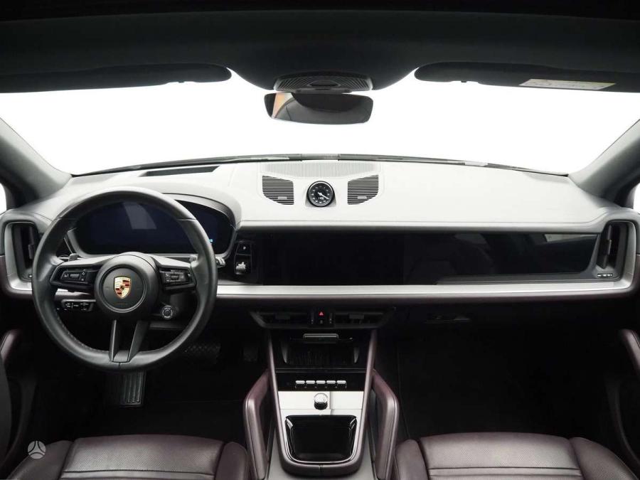 Pelēks Porsche Cayenne 2024 Viļņa, ar dzinēja tilpumu 2.99 L un nobraukumu 63 tūkst. km par 99500 €, foto 19 vietnē AUTOMOTO.COM.LV
